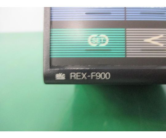 44-1021-48 【中古品】デジタル調節計 REX-F900 【AXEL】 アズワン