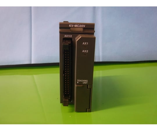 44-1186-90 【中古品】シーケンサー（PLC）位置決め・モーションユニット KV-MC20V 【AXEL】 アズワン