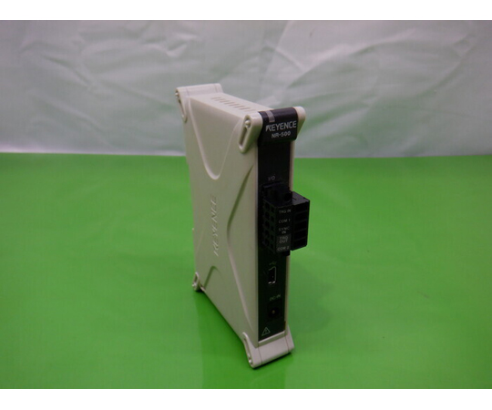 [取扱を終了した商品です]【中古品】シーケンサー（マルチ入力データロガー） NR-500 44-1212-52 【AXEL】 アズワン