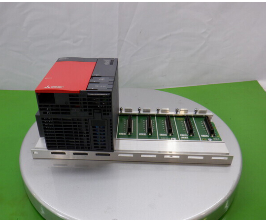 44-1224-10 【中古品】シーケンサー（CPUユニット） Q00UJCPU 【AXEL】 アズワン